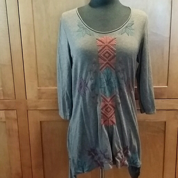 Johnny Was | Tops | Jwla Johnny Was Knit Embroidered Tunic M | Poshmark